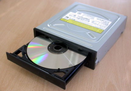 Optiarc AD-7200S - Printer Friendly version